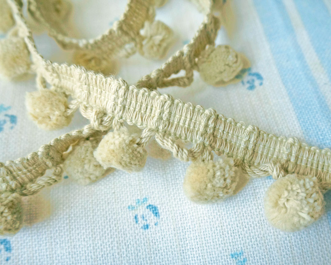 Pom pom tape (1yd) – Chantal Trim Gallery